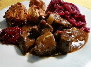 Prostmahlzeit: Hirschpfeffer