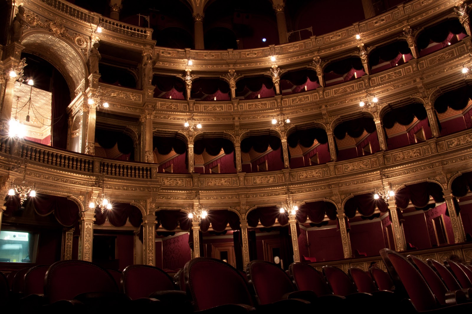 Peach and Thistle: Budapest: Hungarian State Opera
