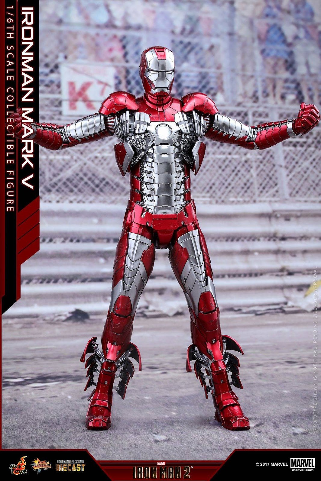 onesixthscalepictures: Hot Toys Iron Man 2 IRON MAN MARK V DIECAST ...