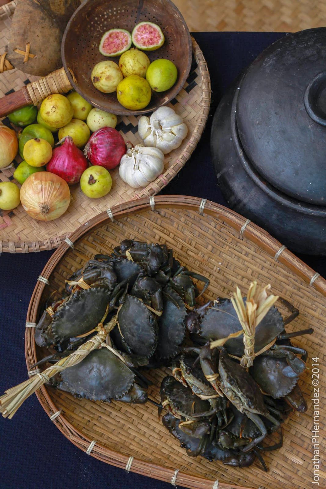 This is Life...: SINIGANG NA ALIMANGO SA BAYABAS