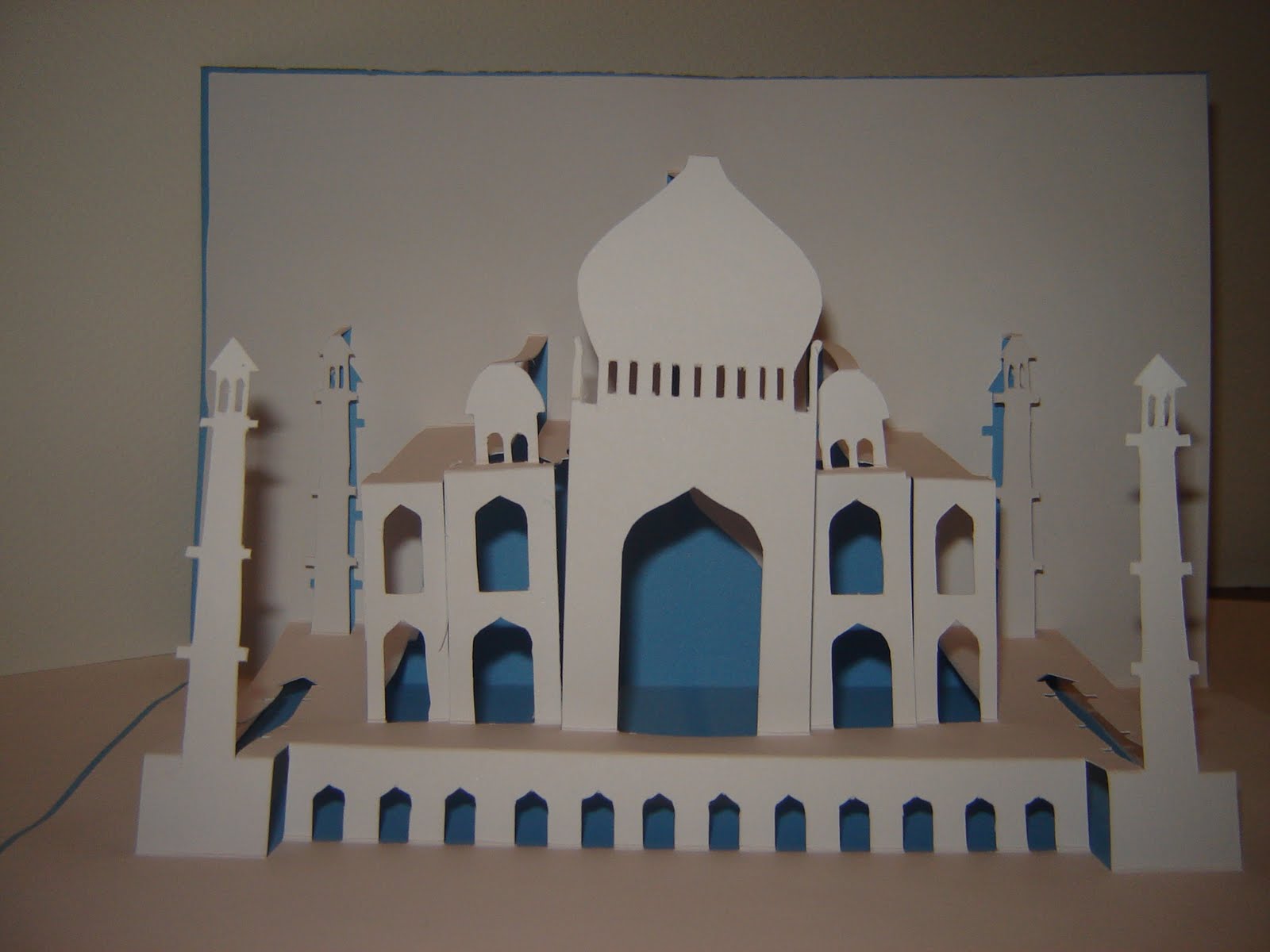 El blog de Hipatia: KIRIGAMI