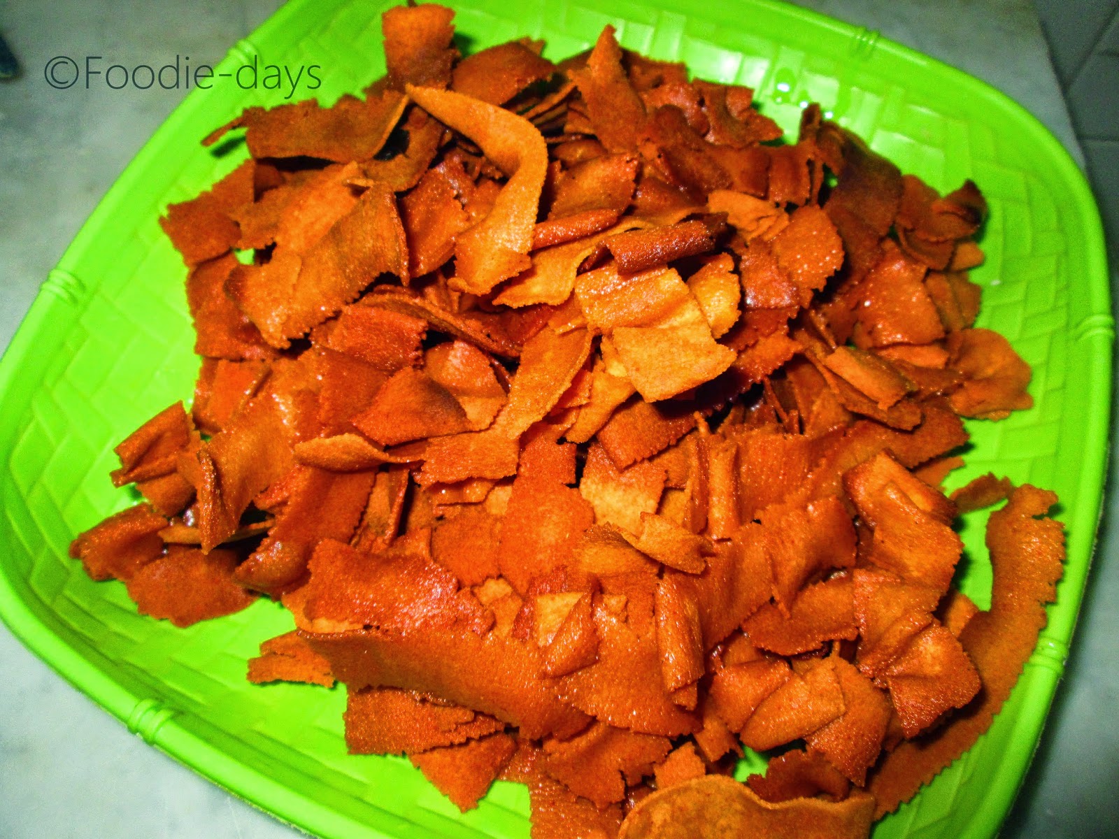 Spicy Pakkavada Recipe.