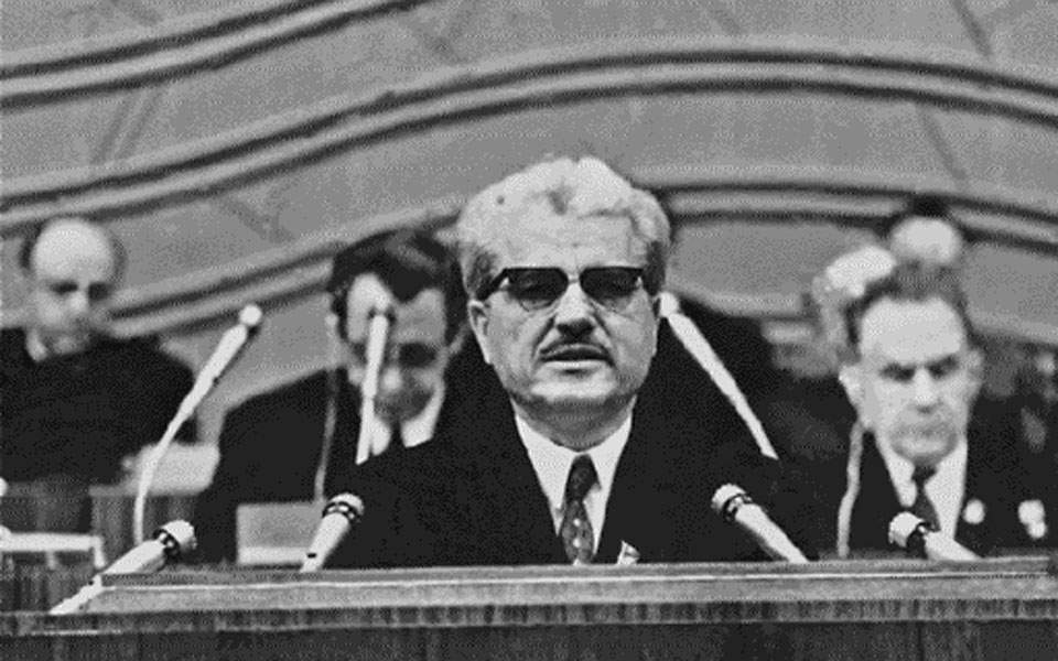 ΝΕΩΤΕΡΗ ΕΛΛΗΝΙΚΗ ΙΣΤΟΡΙΑ: Η επώδυνη διάσπαση του ΚΚΕ