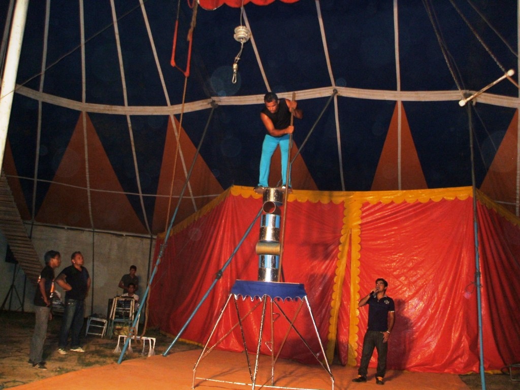 ***FRANCILENO GOIS ***: O circo Chegou.