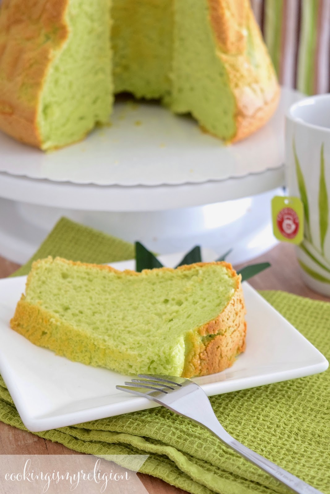 Cooking Is My Religion: Pandan Chiffon Cake (Kue Sifon Pandan)