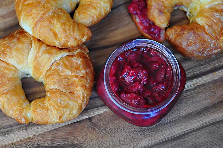 The Cheese Thief: Not Too Sweet Brown Sugar Strawberry Jam Recipe