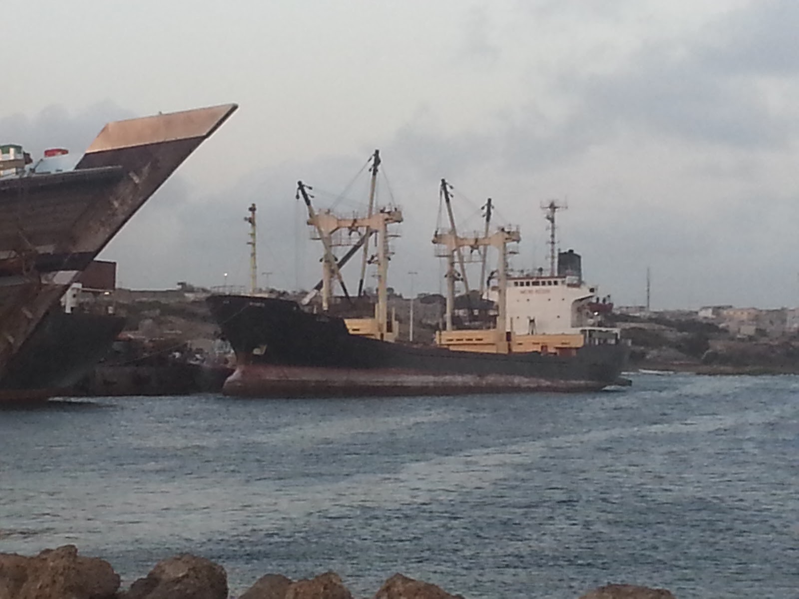 Somalia in Pictures: Somalia - Mogadishu Port Is Busy