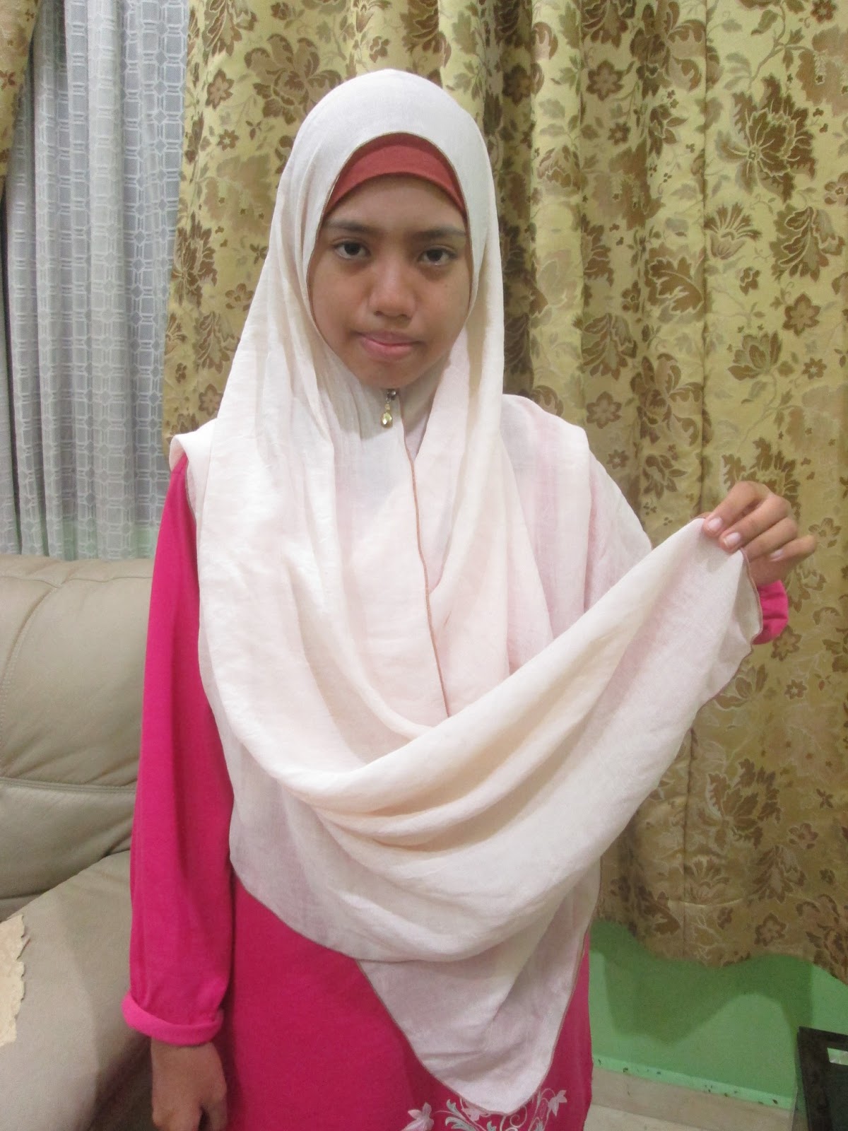 Shawl Online Simple Selendang Muslimah Murah Cantik Bermanik Menarik ...