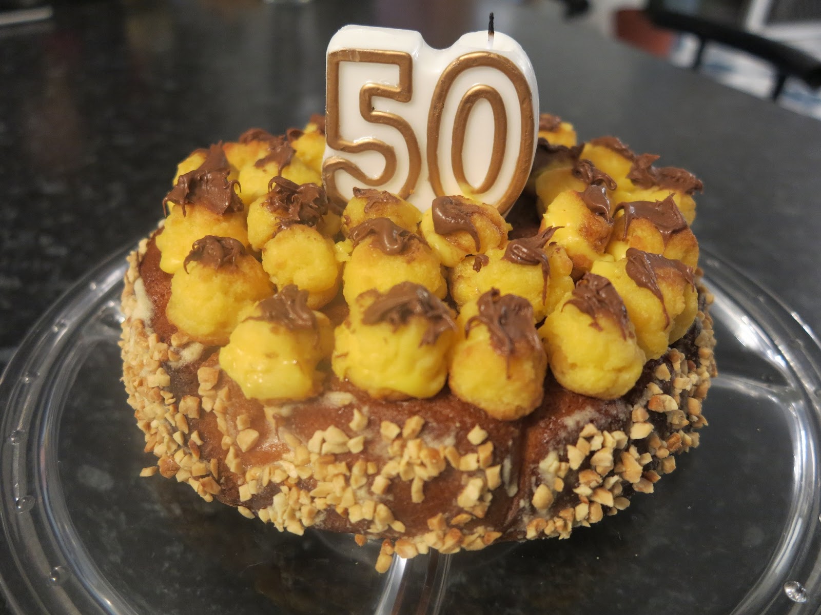 Nibble Nation: How to: Banh Bong Lan (Vanilla Sponge Cake)