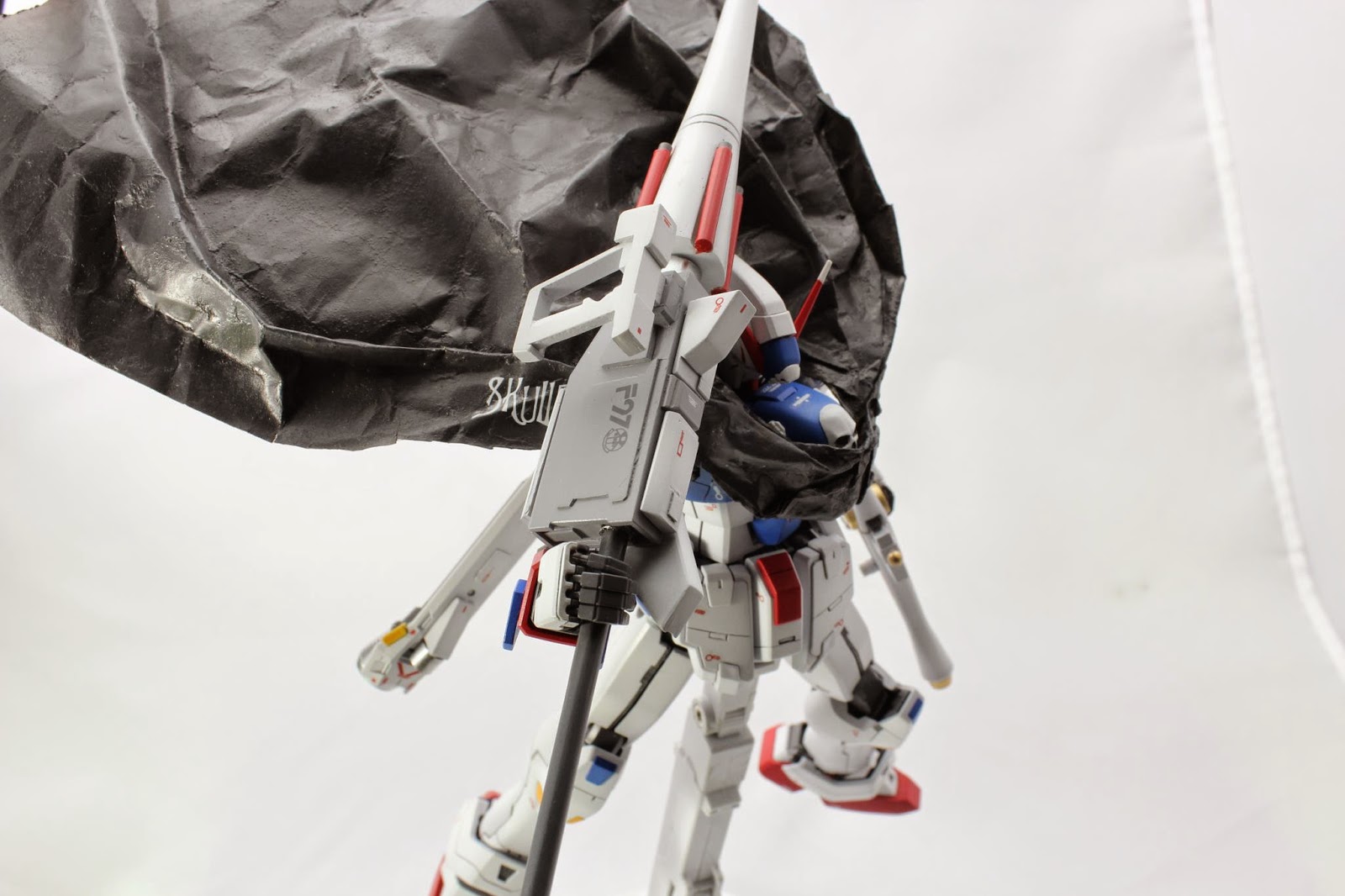 Custom Build: MG 1/100 Crossbone Gundam X3 Ver. Ka "Custom Cloak"