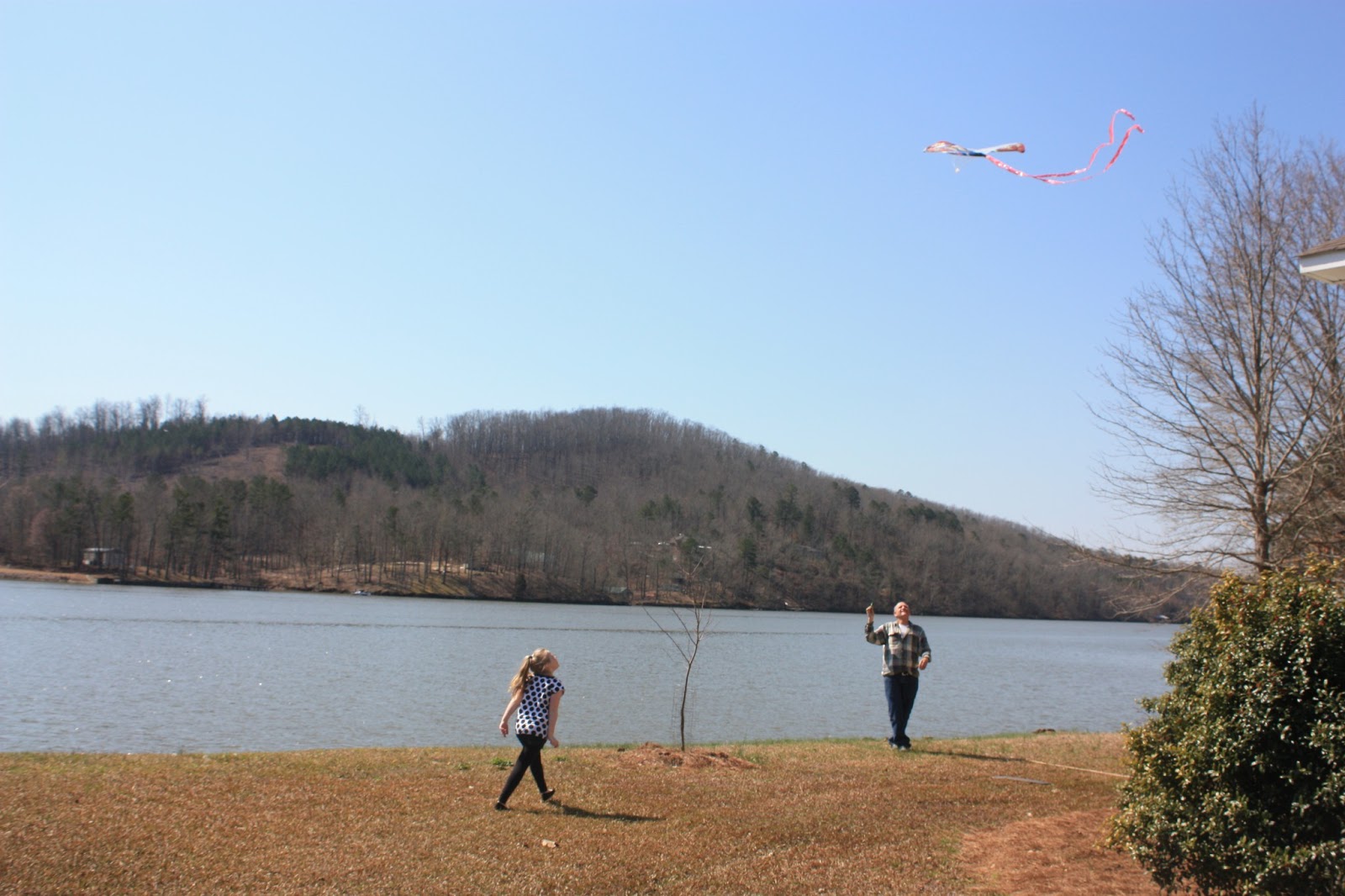 Greenbow, Alabama | Holding the World in a Paper Cup