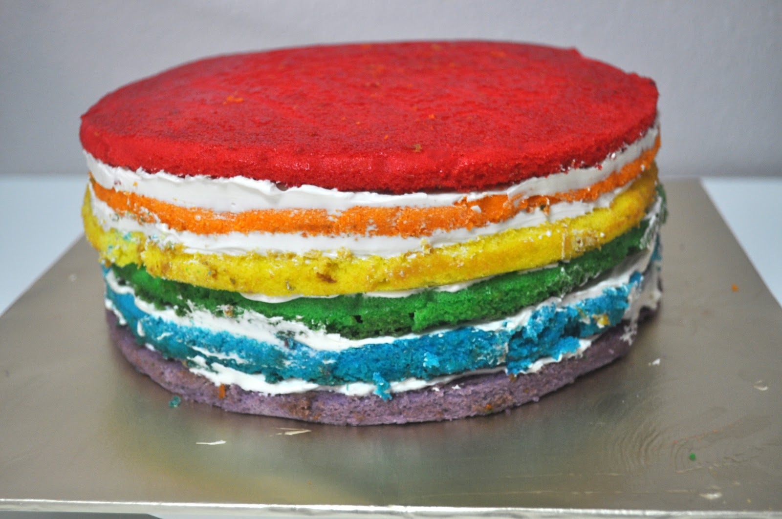 Izah's Kitchen: The All Rainbow cake