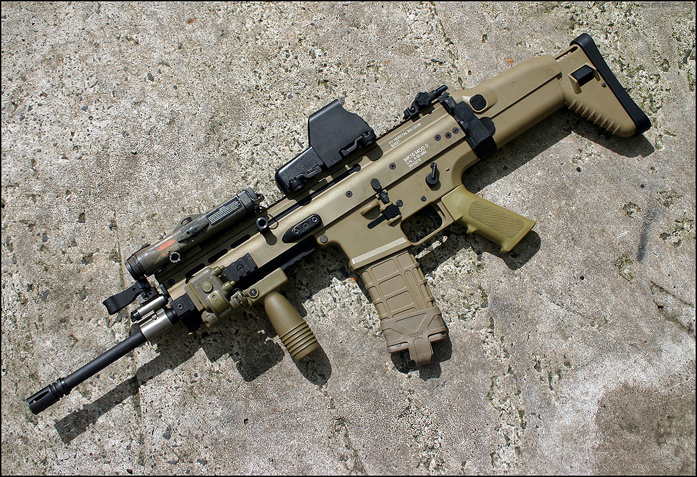 Coronel Von Rohaut: "FN SCAR"