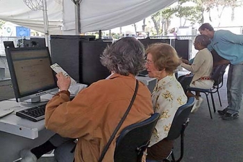 Comunica Brasília: Cursos de informática para idosos