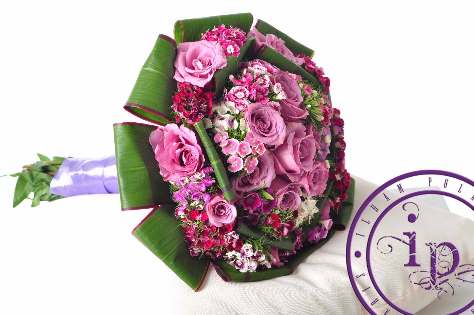 Ilham Polaris: Bunga Pegang (Hand bouquet using fresh flower)