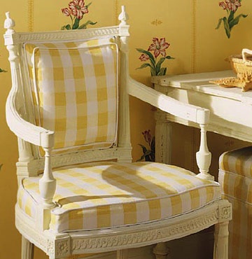 Eye For Design: Decorate With Buffalo Checks For Charming Interiors