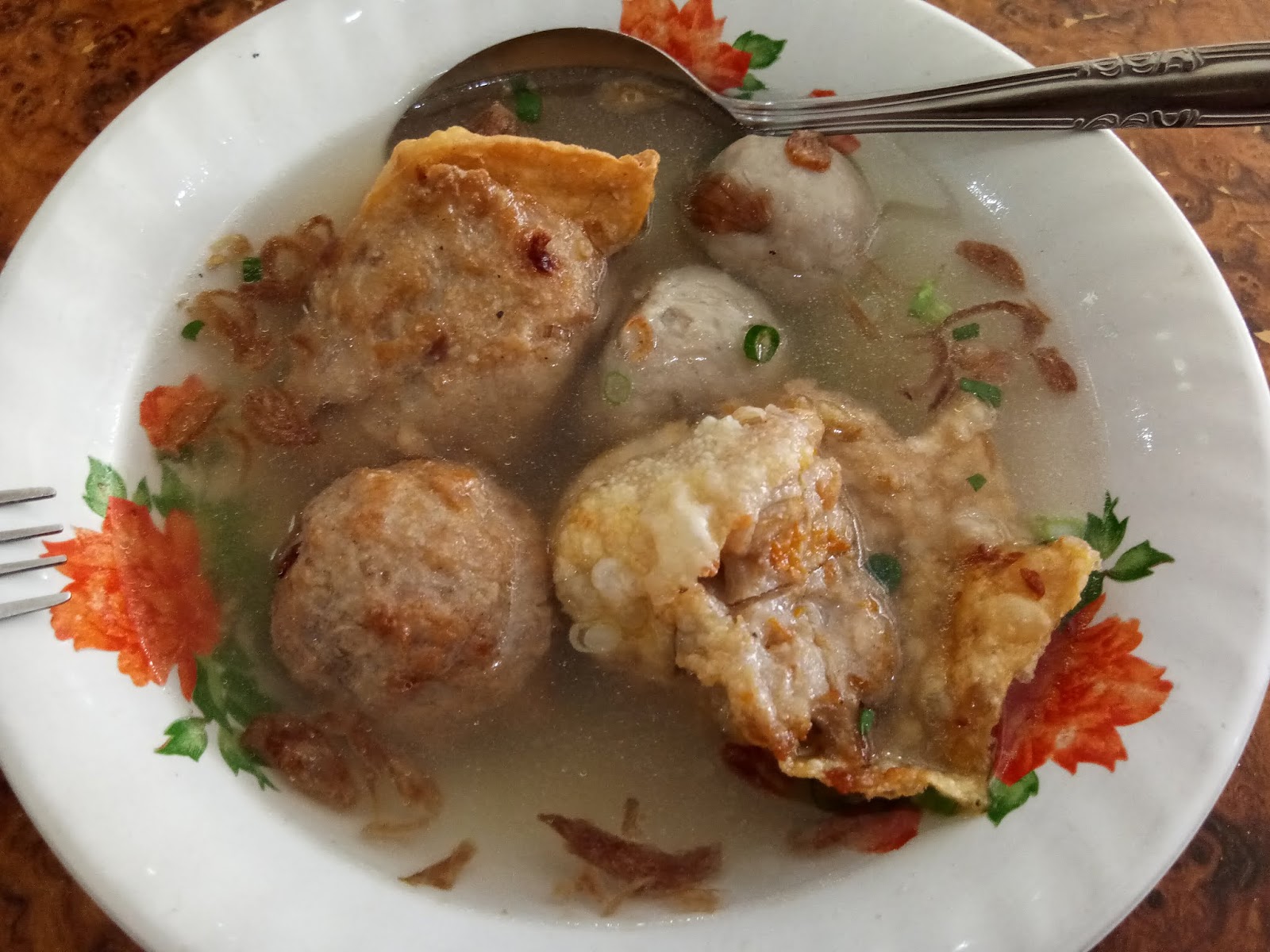 Inspirasikukeni: Menyantap bakwan legendaris di Bakwan Pabean Surabaya