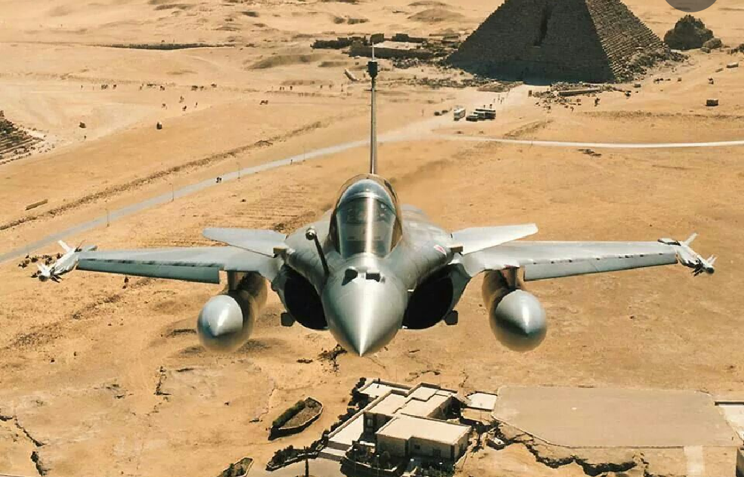 Dassault Rafel fighter jet make emergency landing in Indonesia ...