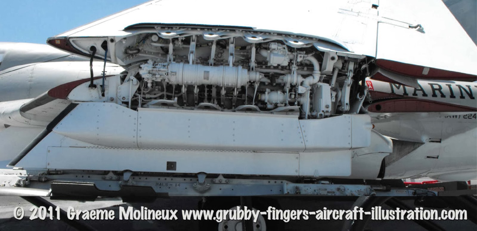 Tailhook Topics: Grumman A-6 Wing-Fold Differences