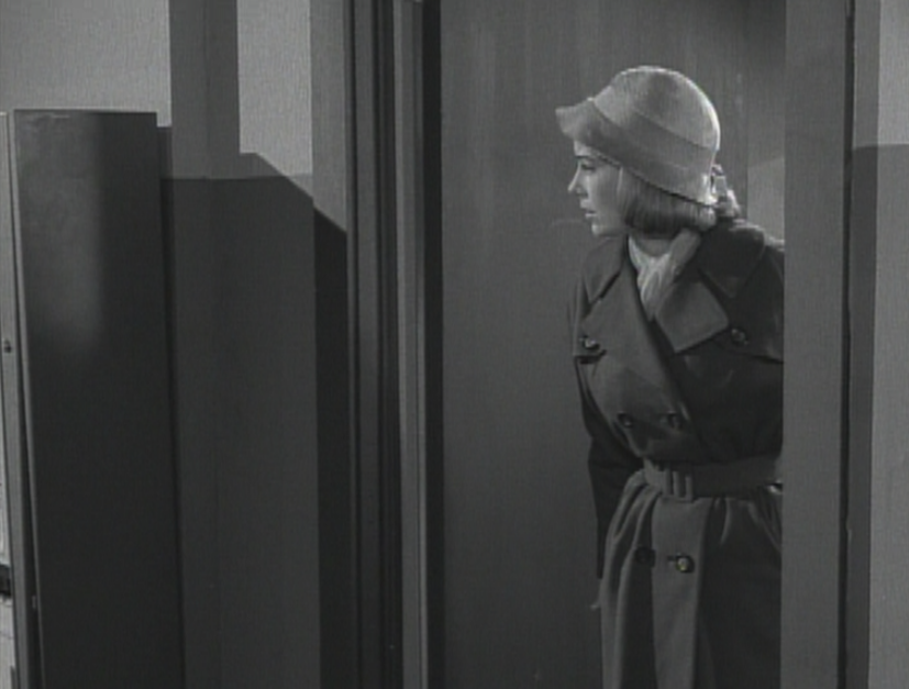 Dog Star Omnibus: The Twilight Zone: Mirror Image