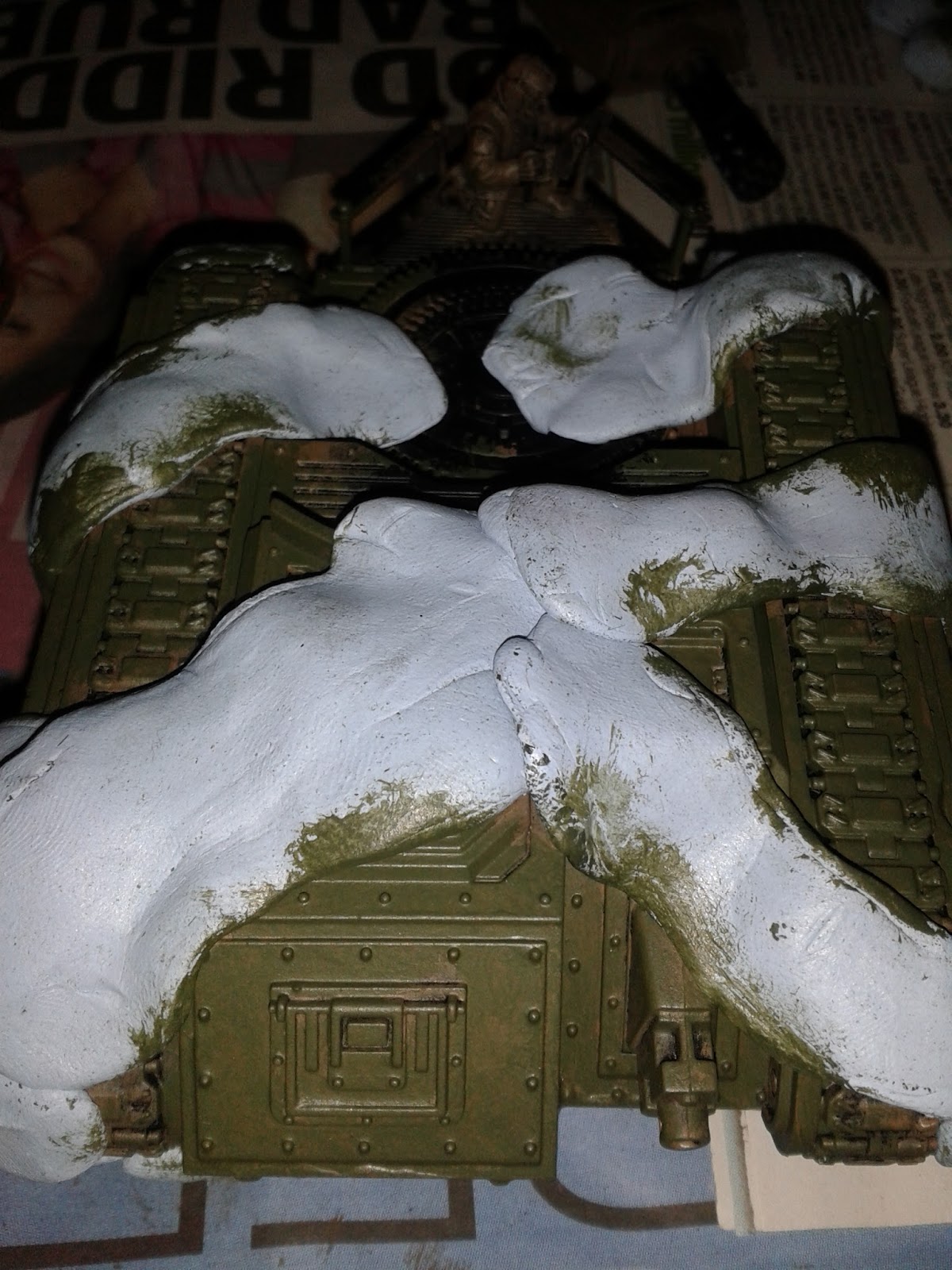 Didcot Wargames Club: How to paint Astra Militarum tank camo patterns ...