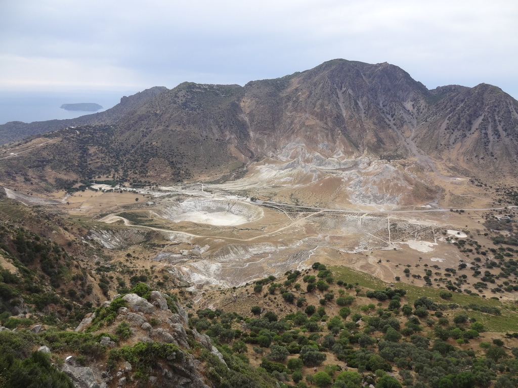 Και λοιπόν;Και συνεπώς;Και γι'αυτό;: 2013