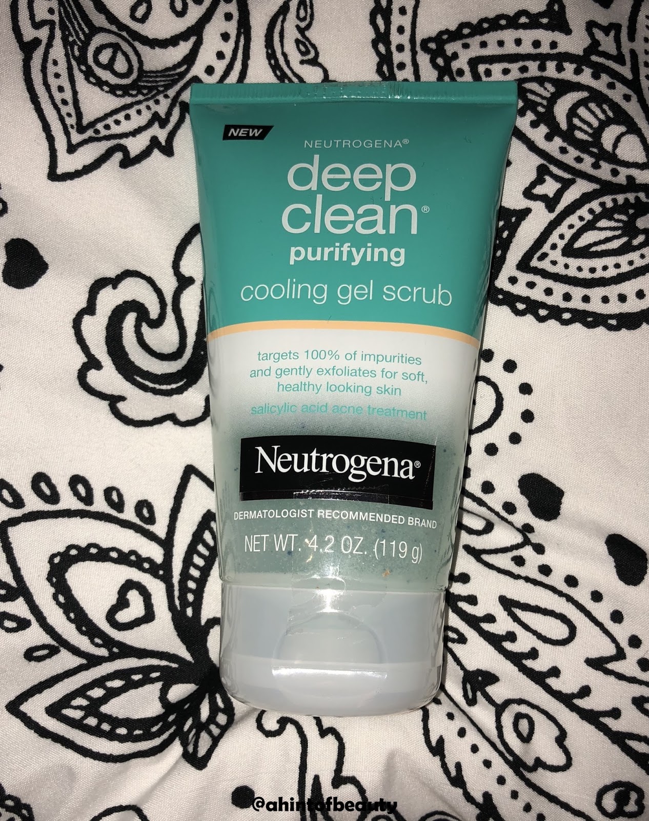 Neutrogena Deep Clean Purifying Cooling Gel Scrub & Clay Cleanser/Mask