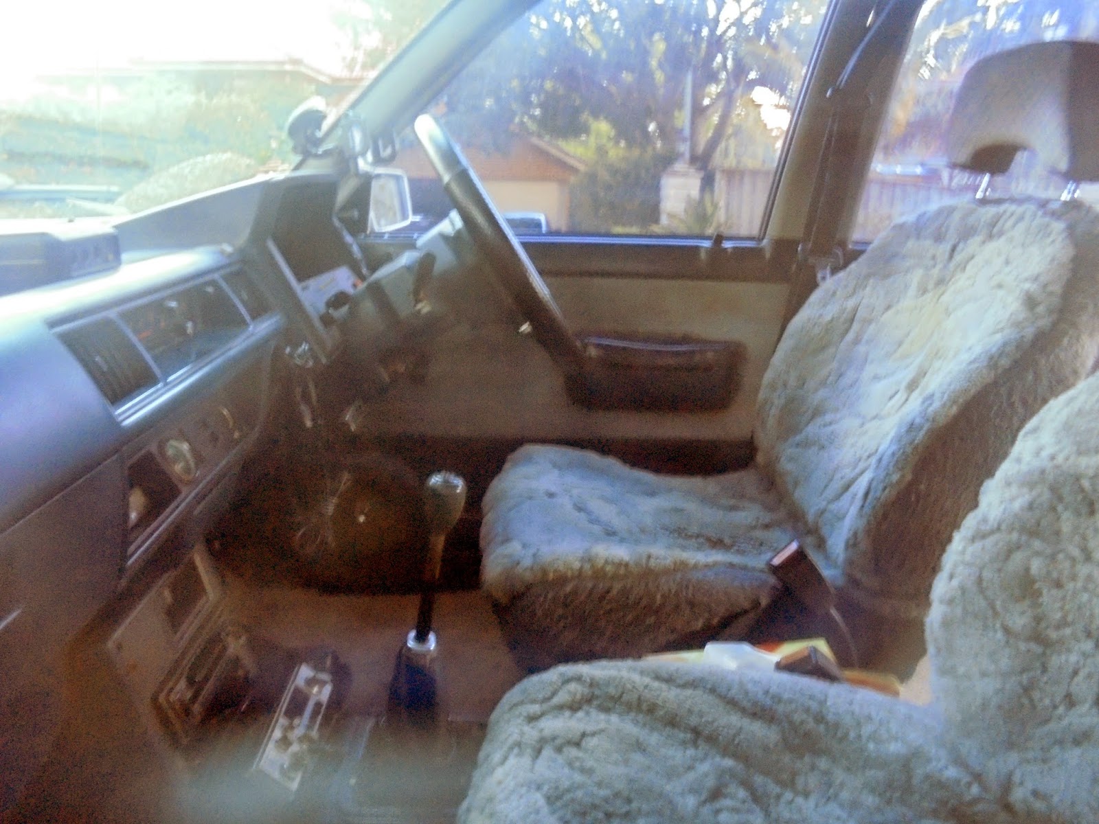 Aussie Old Parked Cars: 1985 Nissan Prairie