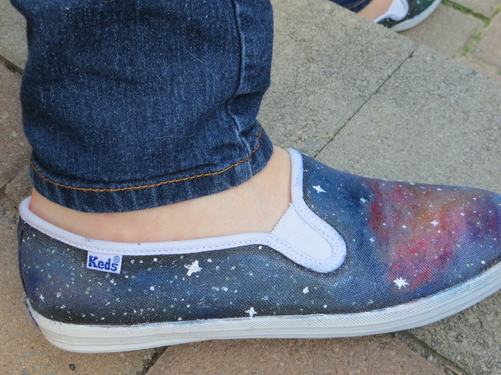 Chipkey Creations: Making Galaxy Shoes (tutorial)