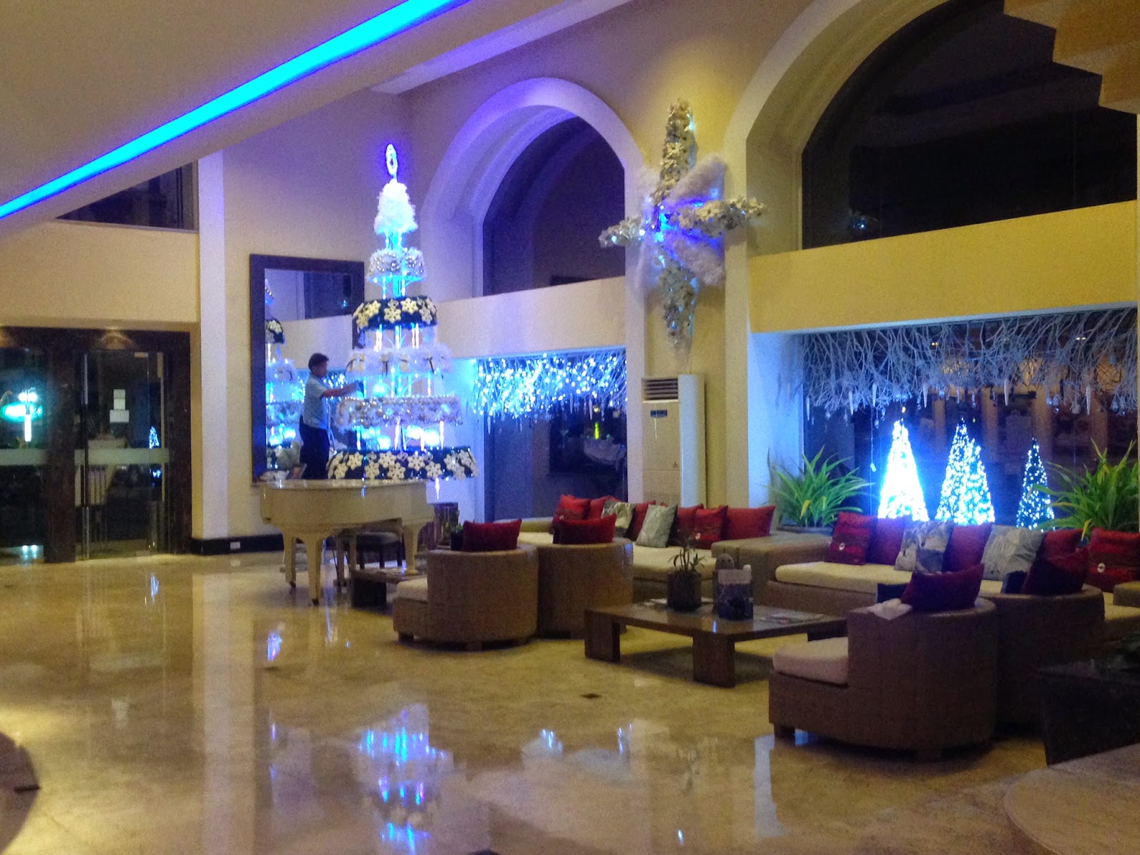 Of Popcorns and Fudgiebars: SANDS RESTO GRILL at THE LIGHTHOUSE Marina ...
