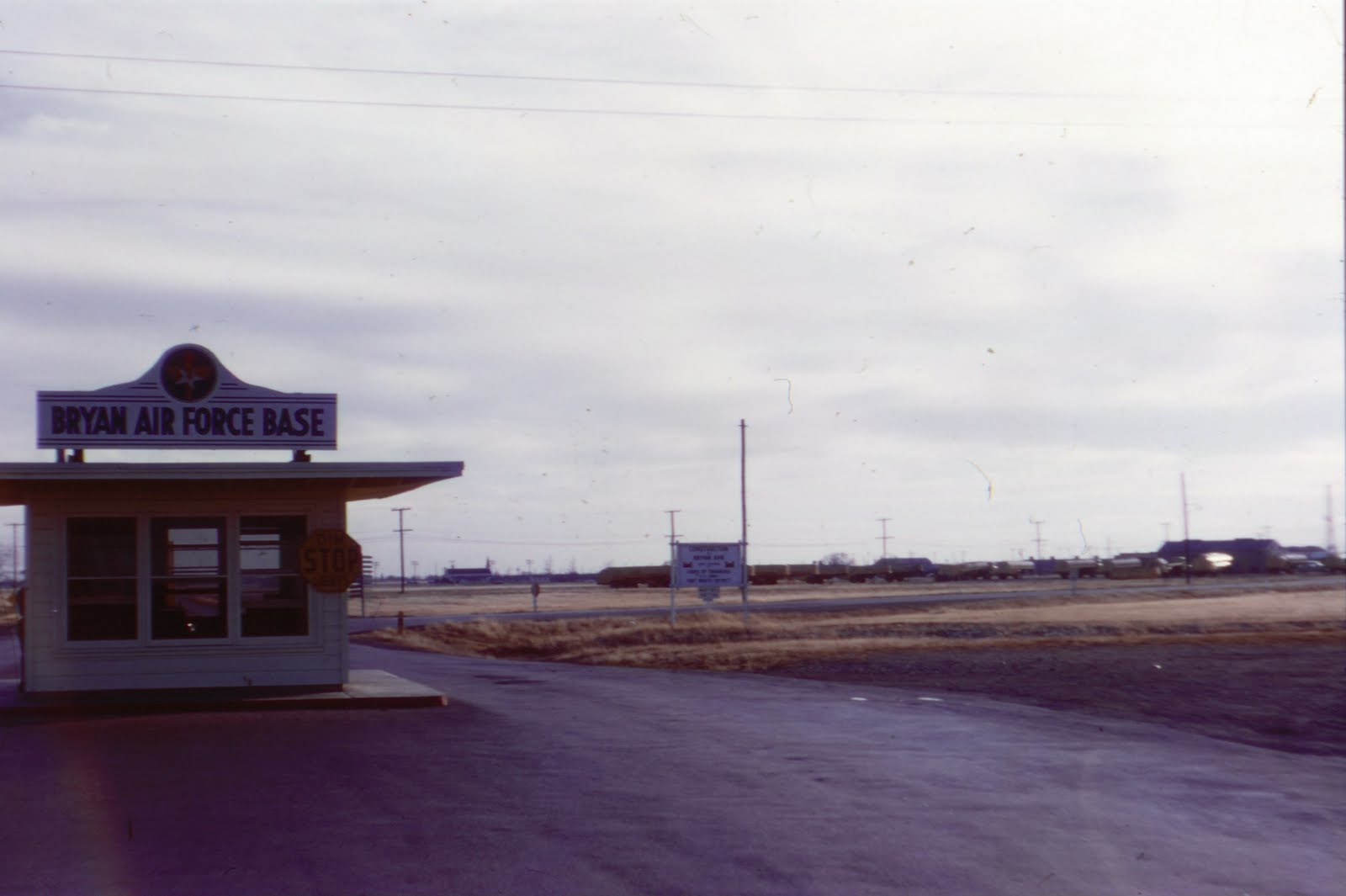 Sikko Steen, Royal Netherlands Airforce Pilot: Main Gate Bryan Air ...