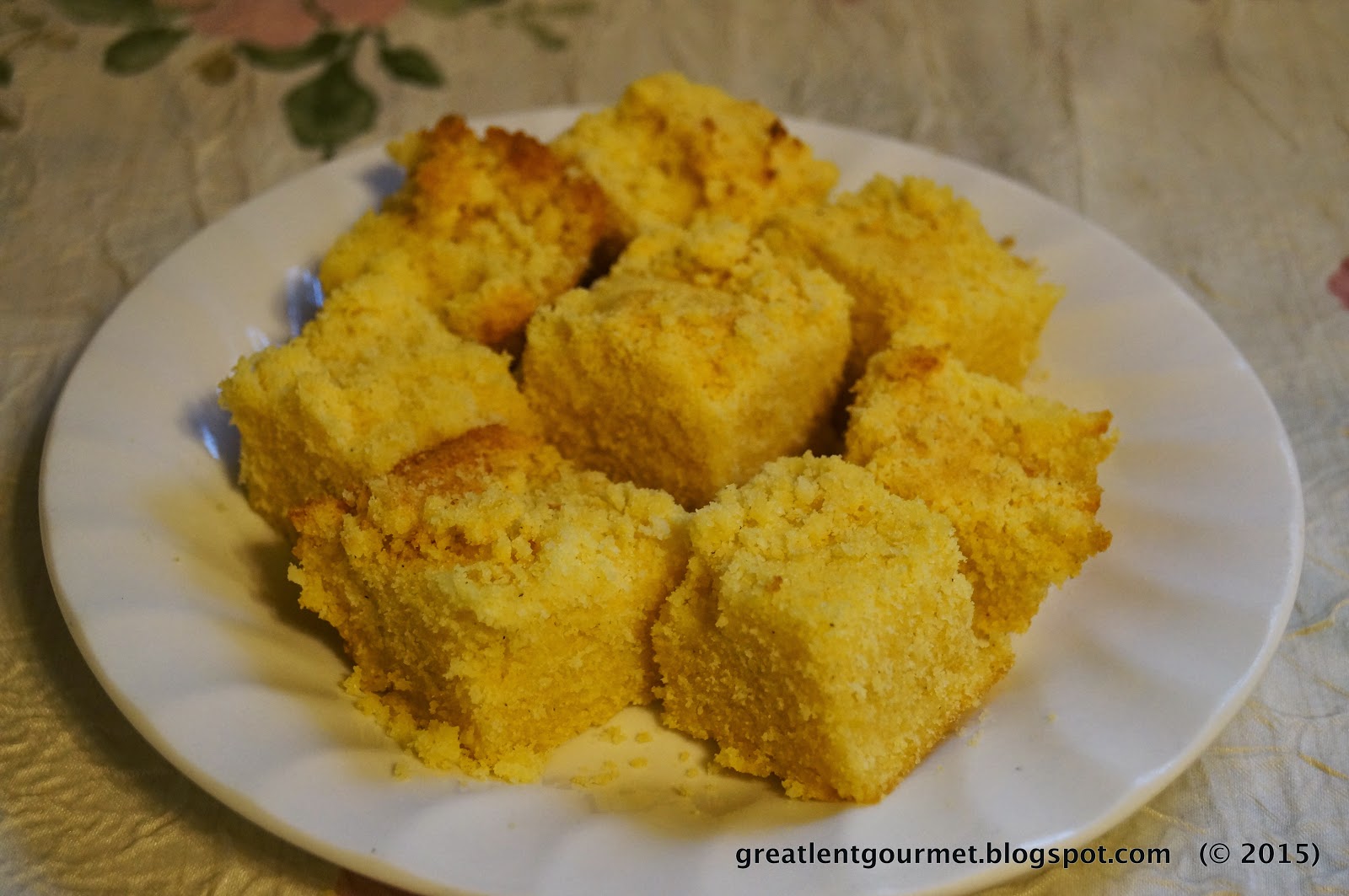 Great Lent Gourmet: Day 16: March 9, 2015 - Bobota (Greek Corn Bread ...