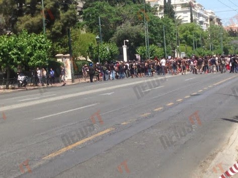 ΤΩΡΑ... ΠΟΡΕΙΑ ΑΝΑΡΧΙΚΩΝ ΣΤΟ ΚΕΝΤΡΟ ΤΗΣ ΑΘΗΝΑΣ... ΠΑΝΕ ΠΡΟΣ ΣΤΗΝ ...
