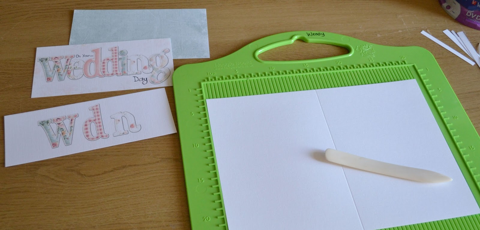 Wendy Carr Designs: HOW TO RESIZE LONG CARDS IN CRAFT ARTIST