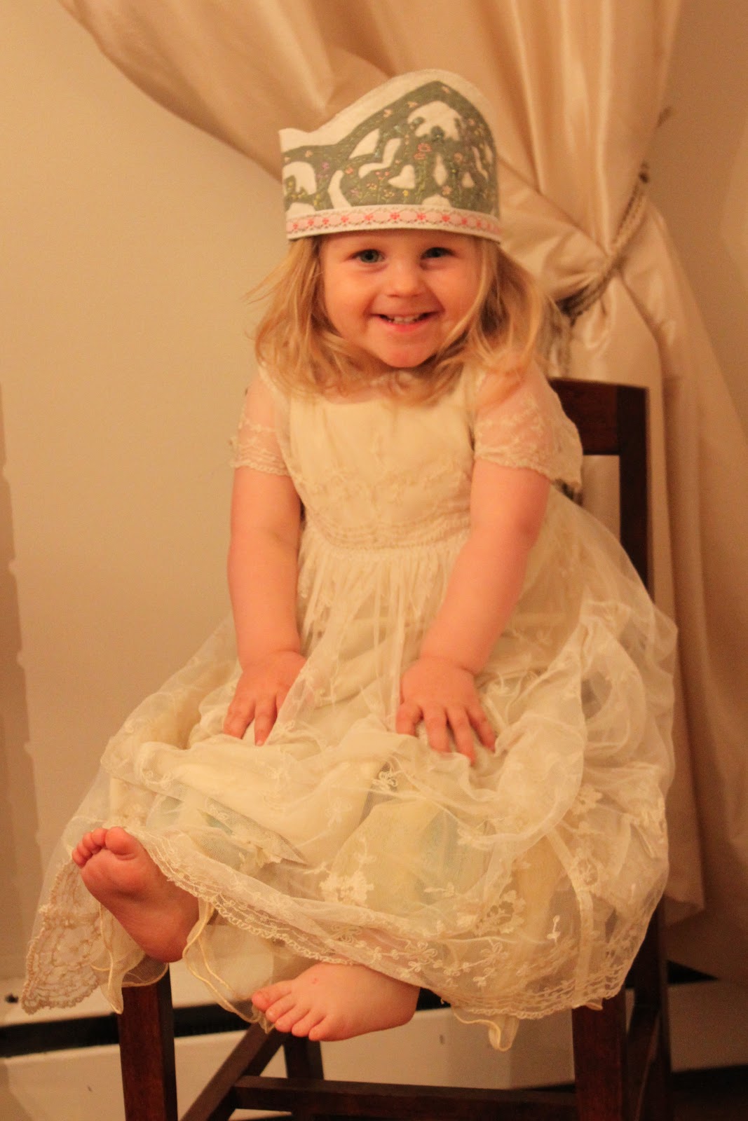 Sugarplum Land: A Birthday Crown for Vera Rose