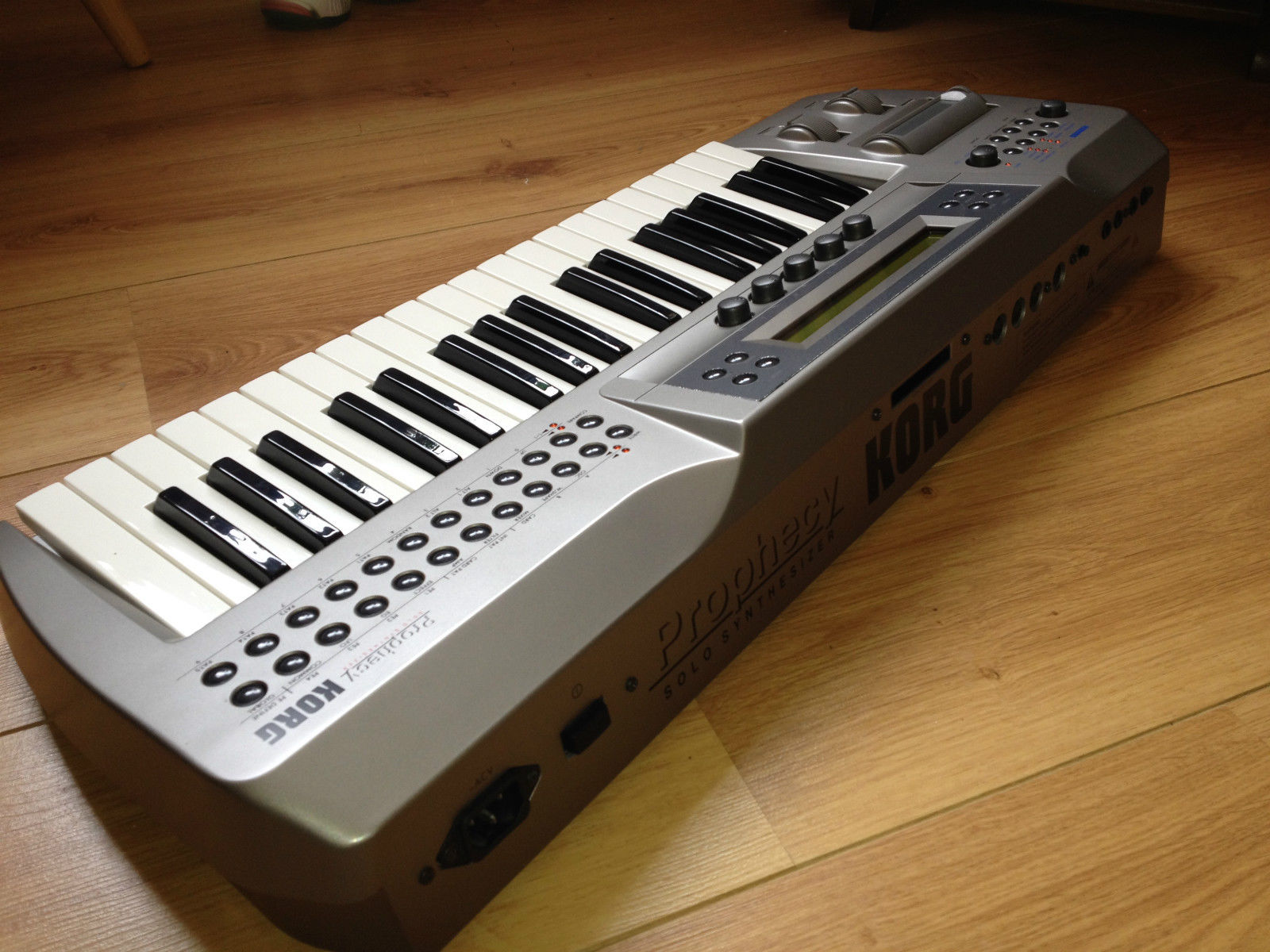 MATRIXSYNTH: Korg Prophecy Analogue Modelling Synthesizer