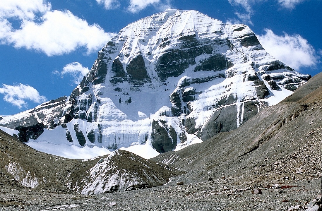 Mount Kailash A holy mountain to Hinduism, Tibetan Buddhism, Bon and ...