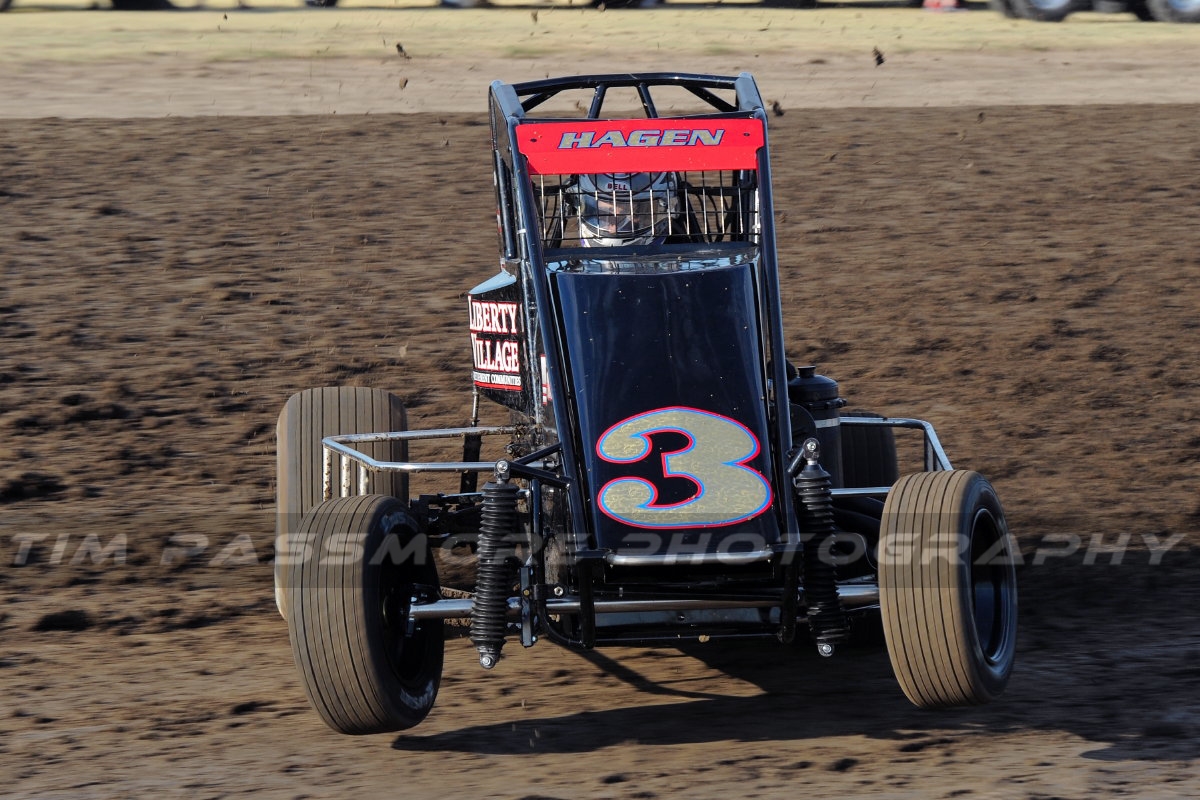 Racepix Sports Shorts: 2012 Belleville Midget Nationals, Thursday 8-2