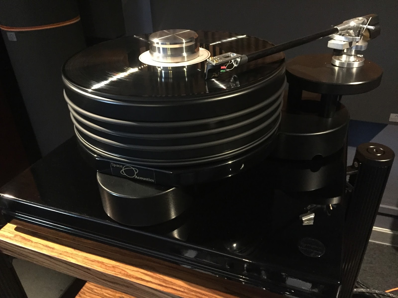 Stereo i Kolorowo - Underground: Odsłuch: gramofon Nottingham Analogue ...