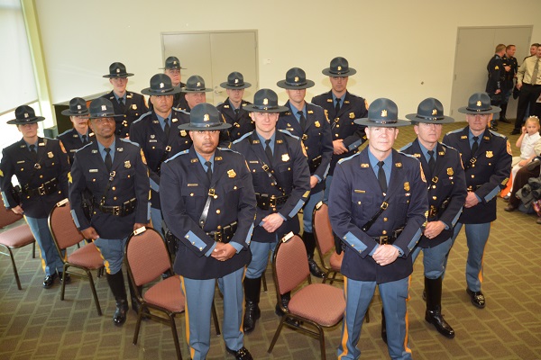 Best looking uniform ever. | Page 2 | SpaceBattles