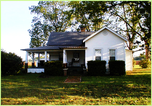 Farm House: Small Farmhouse