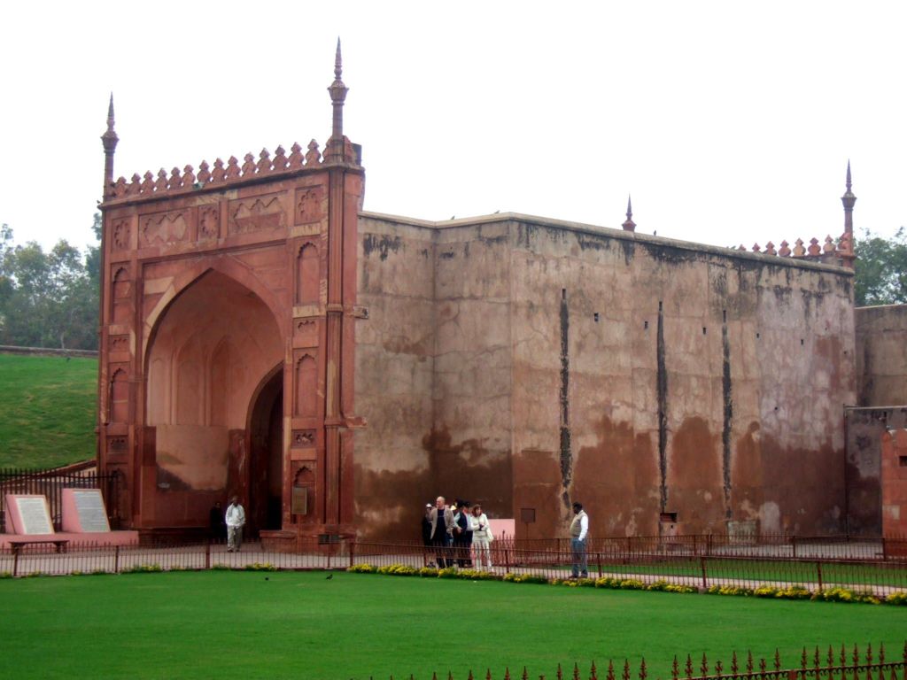 ANICCASIGHT: The Mughal Palace - Agra Fort
