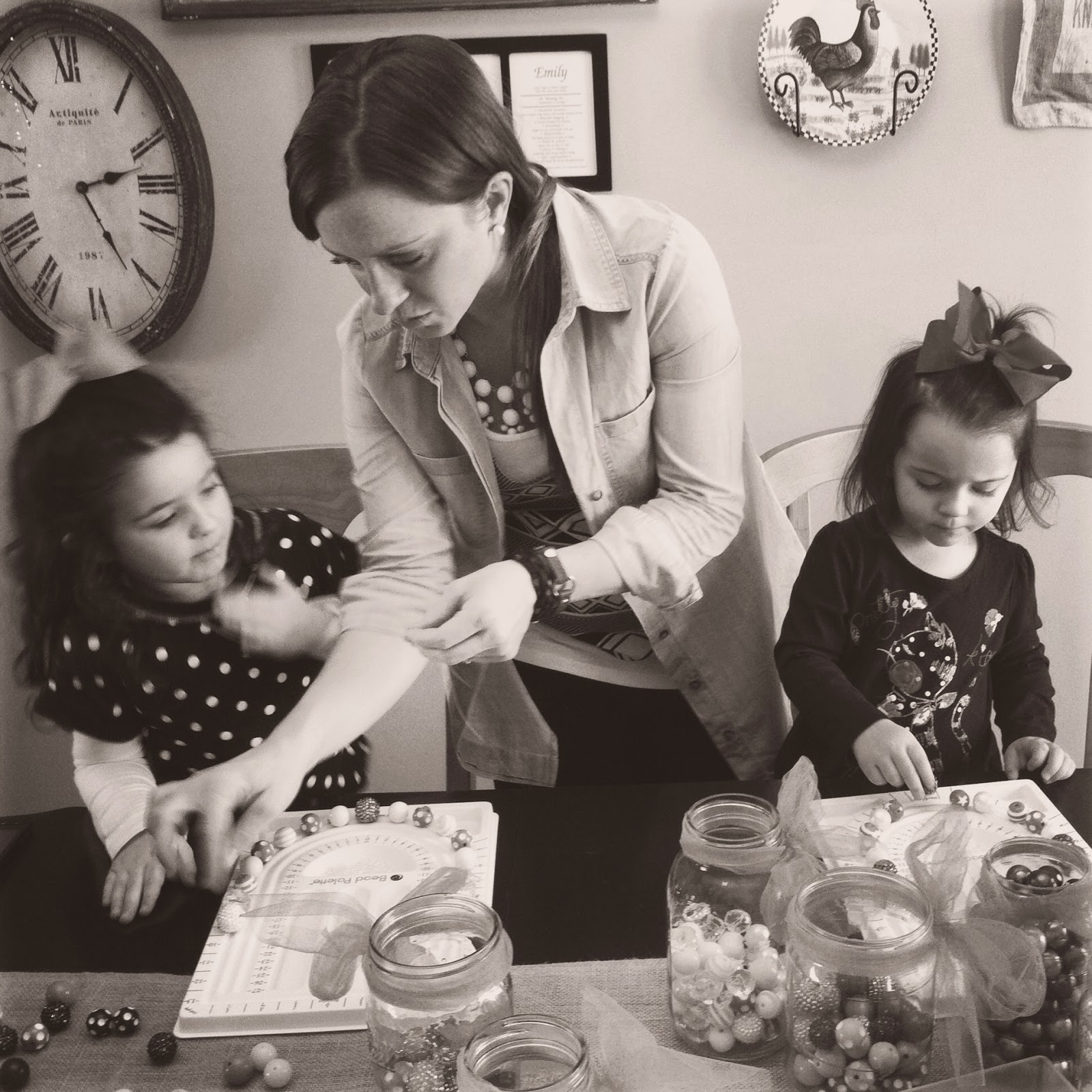 Warren Family: Lexie Lou Necklace Party