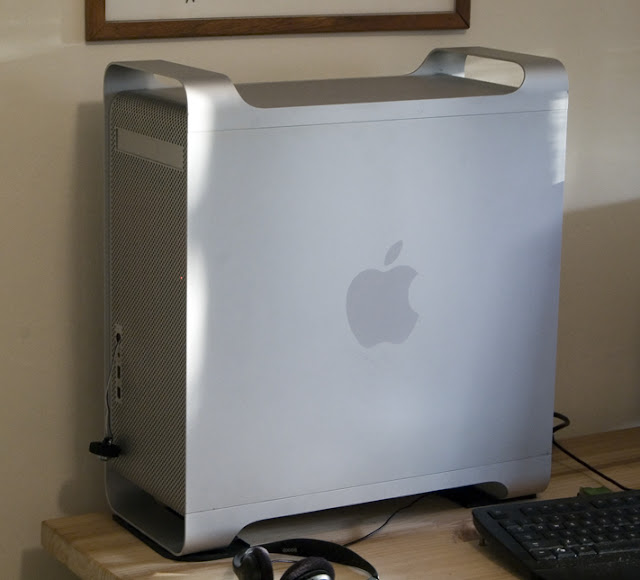 Razer2007:: Case Mod Blog: Apple g5 case conversion complete.