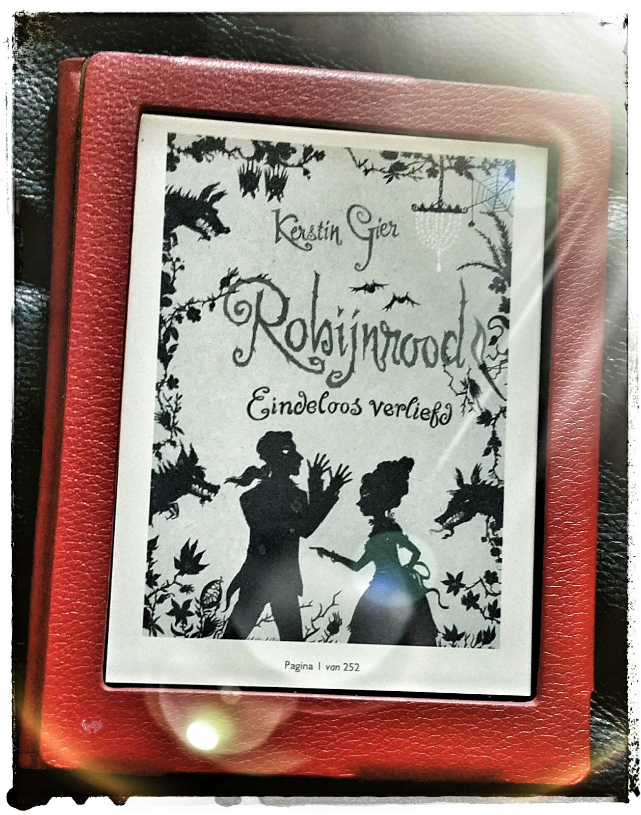 Lees dan!: Robijnrood - Eindeloos verliefd (Edelstenentrilogie #1 ...