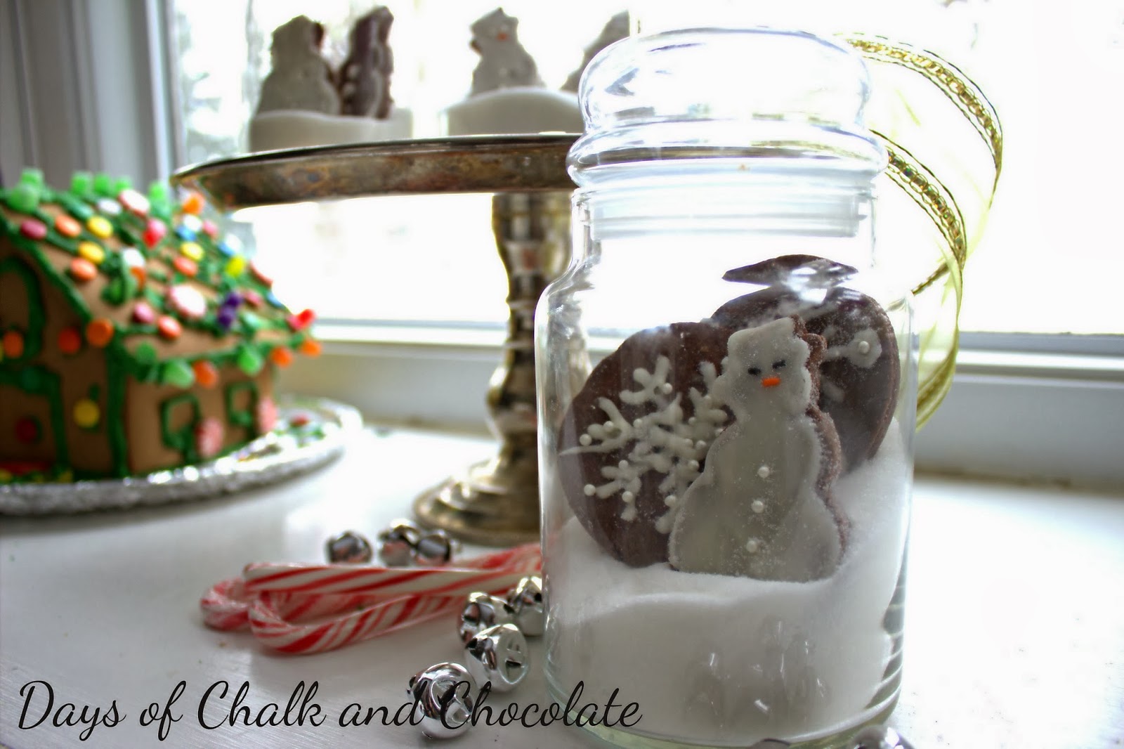 Cookie Snow Scene Jars (How To Display Christmas Cookies) | Days of ...
