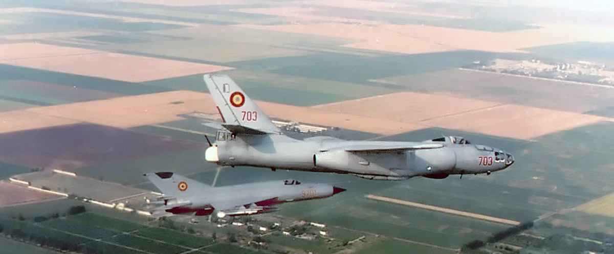 nhungdoicanh: Harbin H-5