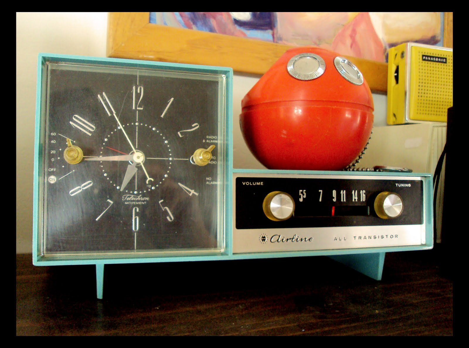 I HEART EVERYTHING: Round-Up! - Vintage Radios