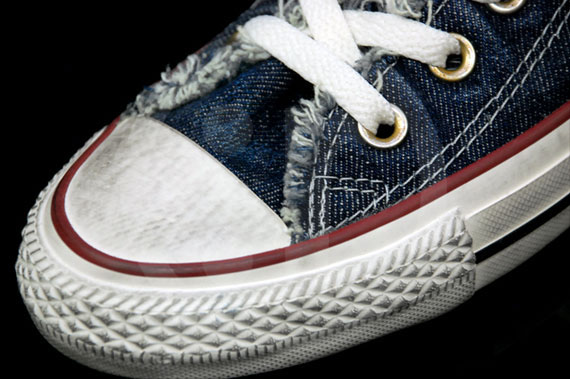 INITIAL-H: Converse Chuck Taylor All Star High – Distressed Denim