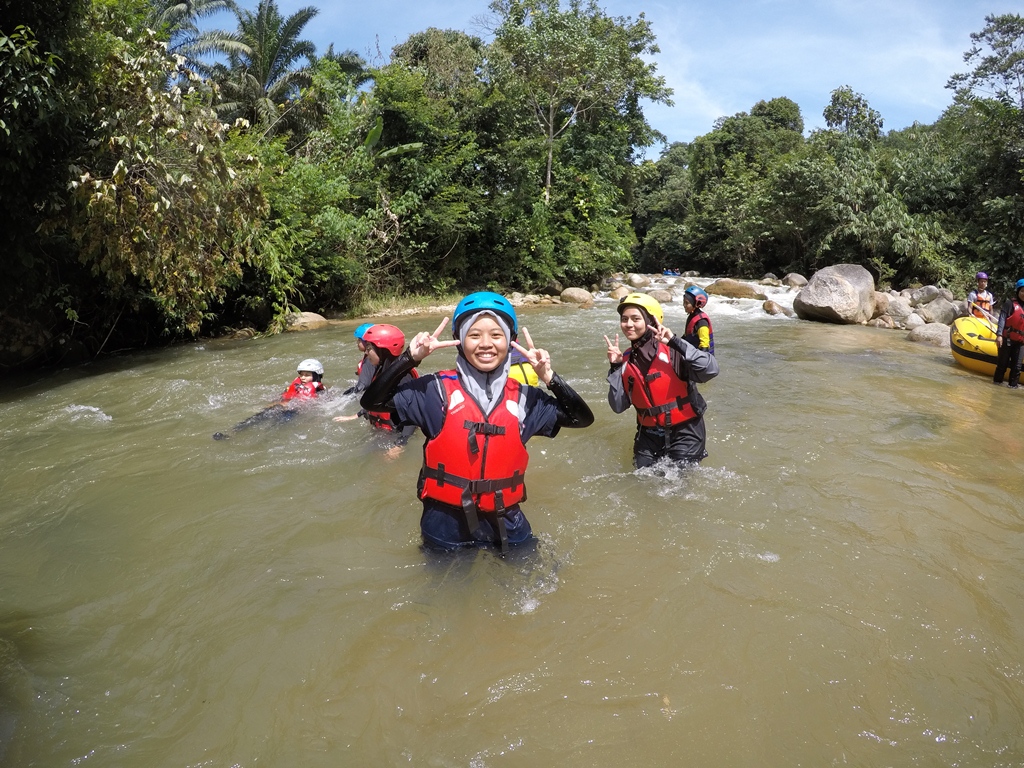 TRAVELOG: WATER RAFTING ULU SLIM, SLIM RIVER : Pengalaman meredah ...